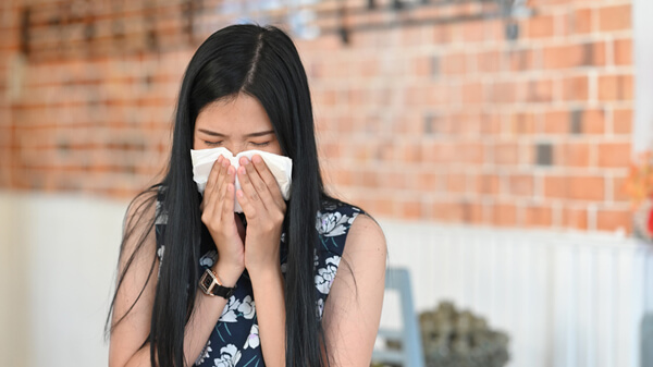 Sneezing While Eating? It Might Be Rhinitis, Not Just a Cold - Here's ...