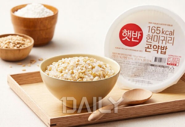 데일리 - 배부르게 먹어도 살 안찌는 신기한 밥 푸드 곤약밥,곤약밥종류,곤약,밥,곤약밥추천,곤약밥레시피,곤약밥칼로리,곤약밥 ...