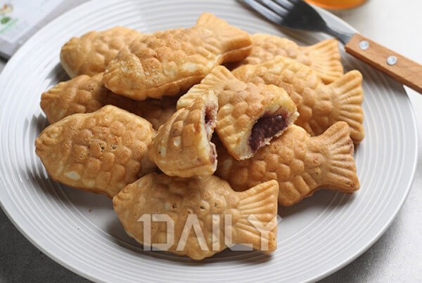 데일리 - 붕어빵 덕후들이 겨울되면 냉장고에 채워 넣는 음식 푸드 붕어빵추천,붕어빵,추천,붕어빵종류,붕어빵밀키트,붕어빵밀키트추천 ...