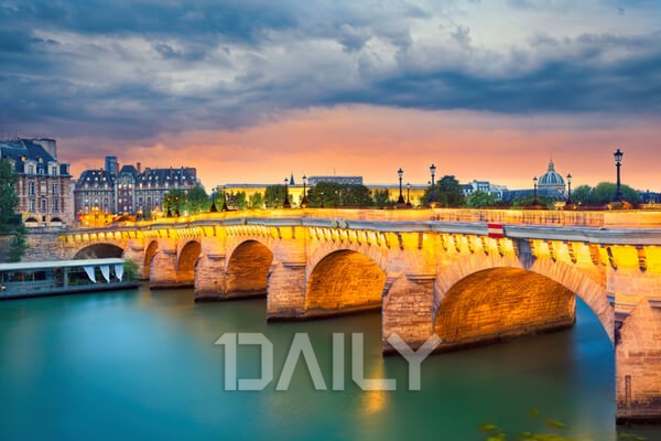 데일리 낭만의 거리로 가득한 프랑스 필수 추천 코스 여행 여행해외여행세계여행프랑스파리프랑스파리프랑스여행파리여행파리여행코스