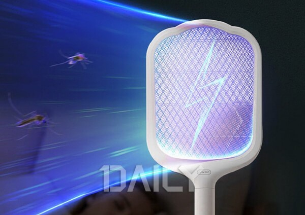 데일리 모기 소리 들리면 잠 깨는 사람이 옆에 두고 자는 물건 쇼핑 전기모기채추천전기모기채전기모기채모기채추천전기모기채종류전기파리모기채트랩파리채전기파리채